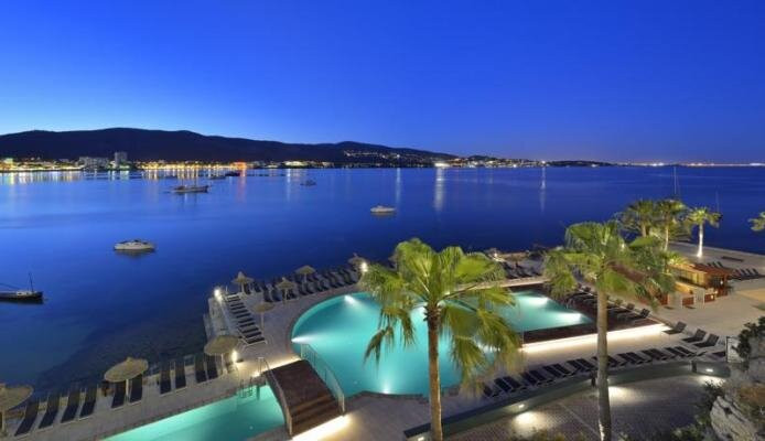 Alua Hawaii Mallorca & Suites Hotel, Palma Nova, Majorca