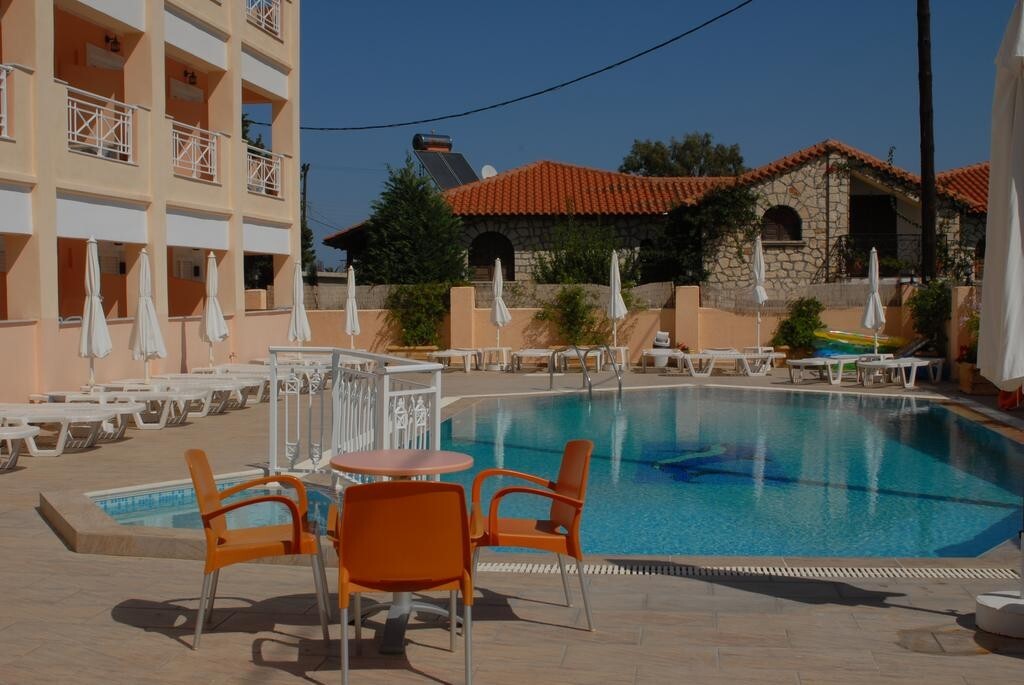 La Sirena Apartments, Argassi, Zante