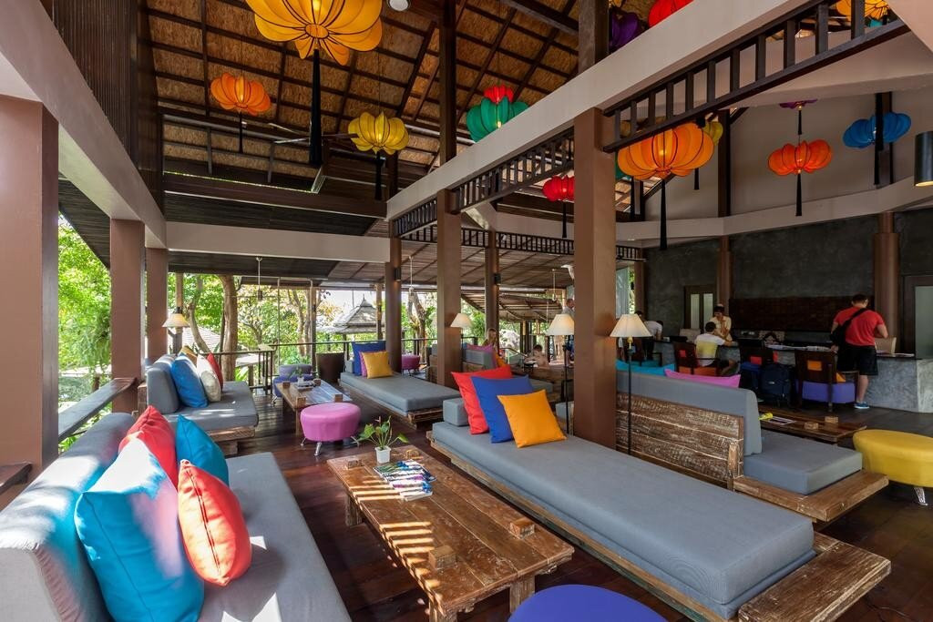 Secret Cliff Resort Hotel, Karon Beach, Phuket