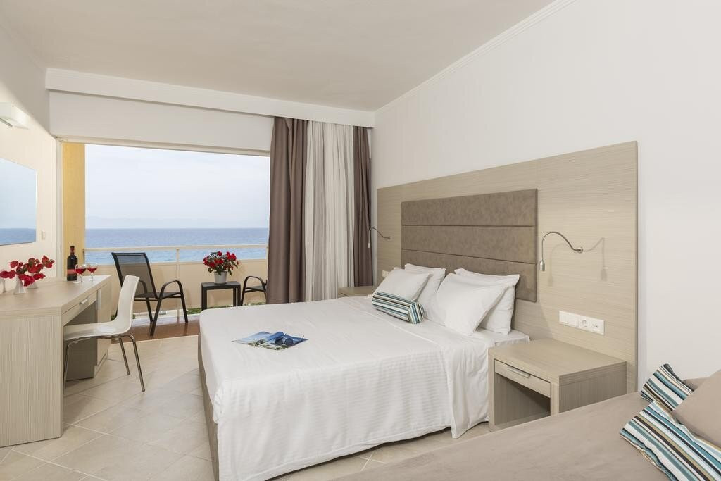 Sunshine Hotel, Ialyssos, Rhodes
